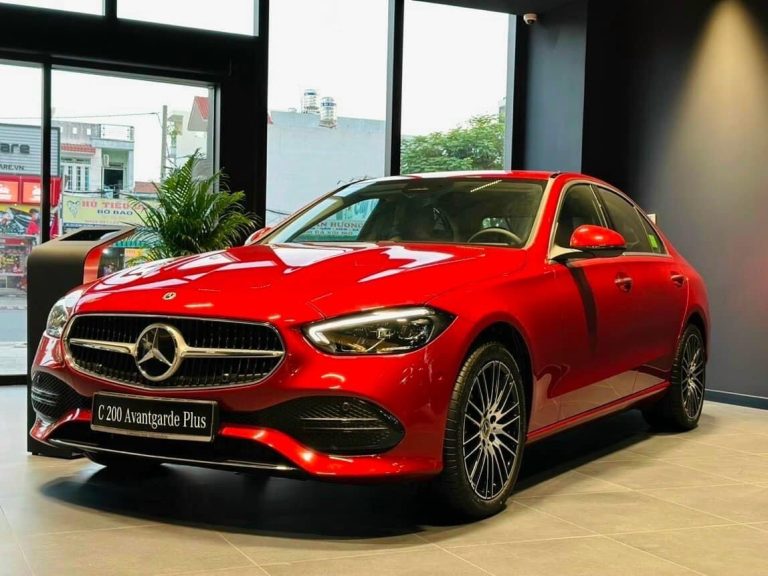 Các màu thực tế trên xe Mercedes-Benz C200 & C200 Plus 2023
